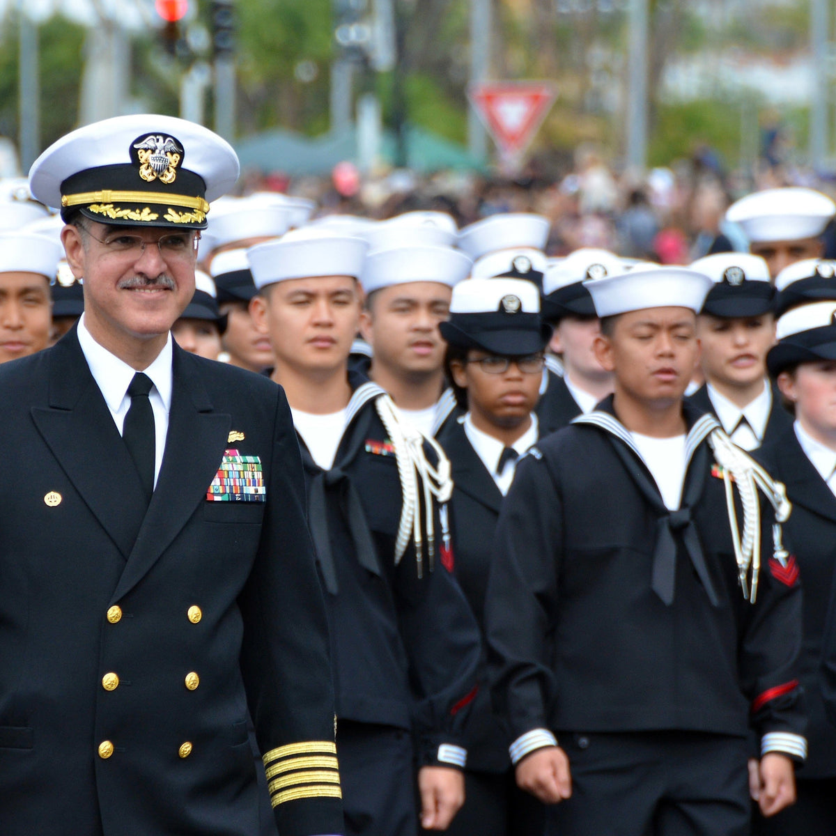 What to Wear on Veterans Day: The Ultimate Guide – USAMM