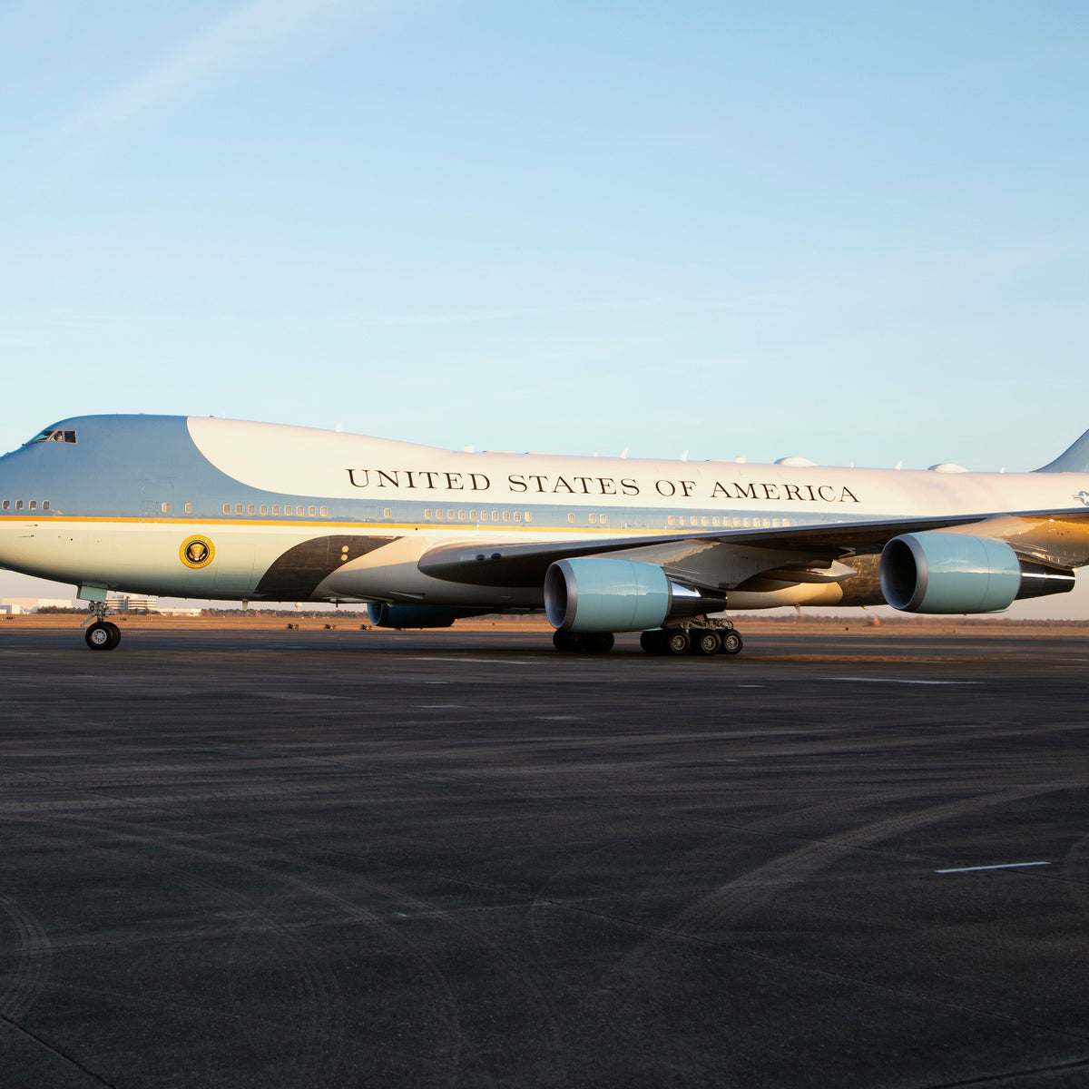 The New Air Force One: What Everyone Should Know – USAMM