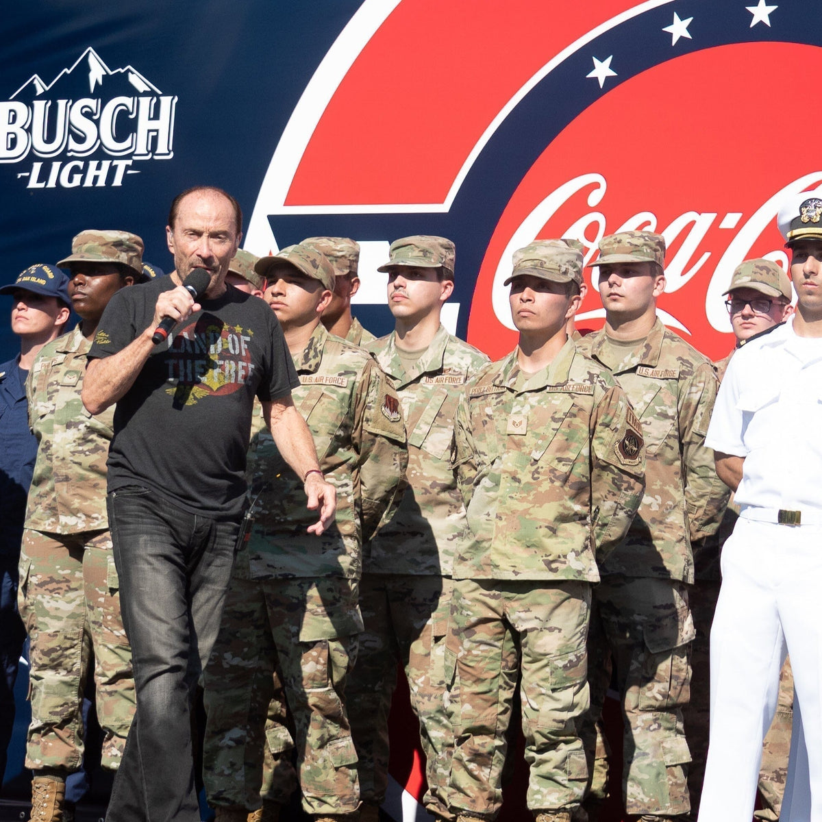 Patriotic Songs: 10 of the Best Songs For Proud Americans – USAMM