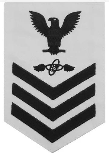 Navy E-4/5/6 Aviation Electronics Technician White Badge | USAMM